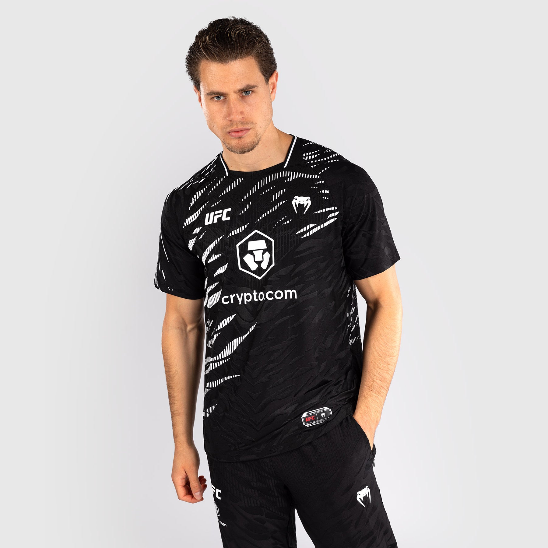 T-shirt Dry-Tech UFC Fusion by Venum Personnalisé Authentic Fight Nigh ...